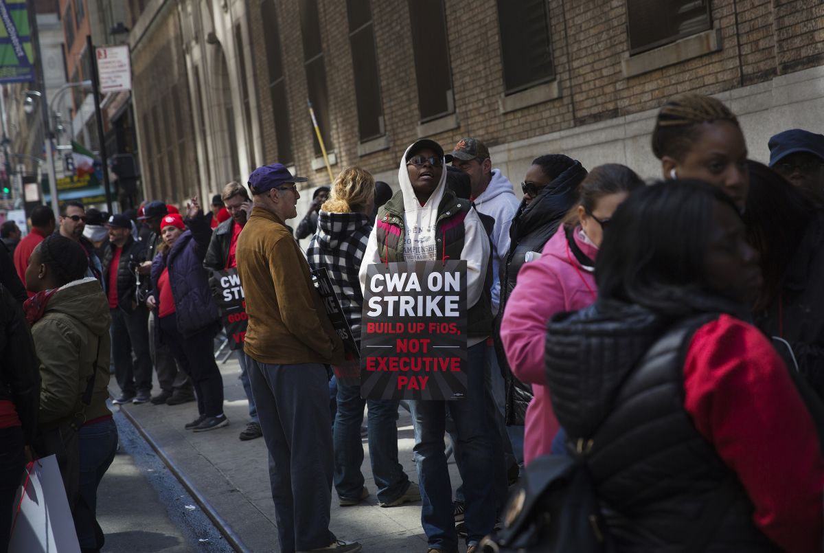 How Union-Busting Bosses Propel the Right Wing to Power